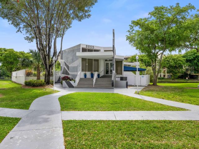 2 BR, 1.5 BA Apartment 8855 Fontainebleau Blvd Unit 51 307, Miami, FL 33172