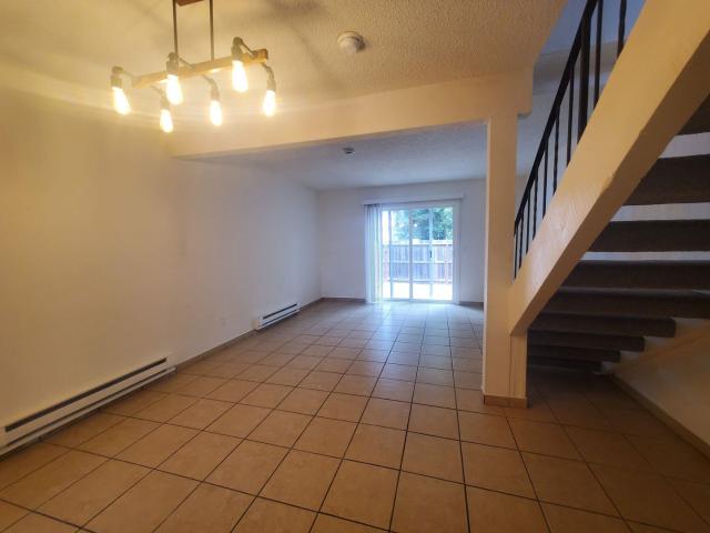 2 BR, 1.5 BA Apartment 928 Civic Center Drive, Rohnert Park, CA 94928