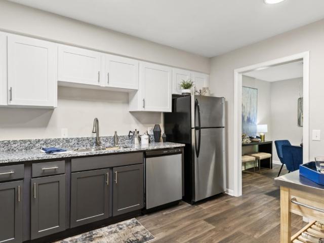 2 BR, 1.5 BA Apartment 936 Mountain Creek Road Unit T210, Chattanooga, TN 37405