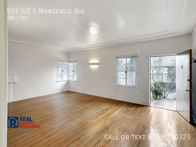 2 BR, 1.5 BA Apartment 937 1/2 S Mansfield Ave, Los Angeles, CA 90036