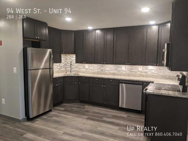 2 BR, 1.5 BA Apartment 94 West St Vernon, CT 06066