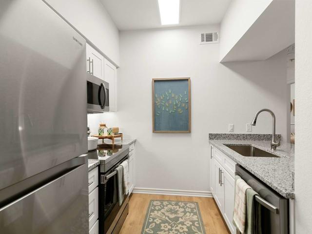 2 BR, 1.5 BA Apartment 9510 Westpark Drive Unit 2732, Fort Worth, TX 76126