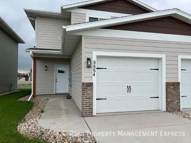 2 BR, 1.5 BA Apartment 9654 W Tunis Drive, Sioux Falls, SD 57106