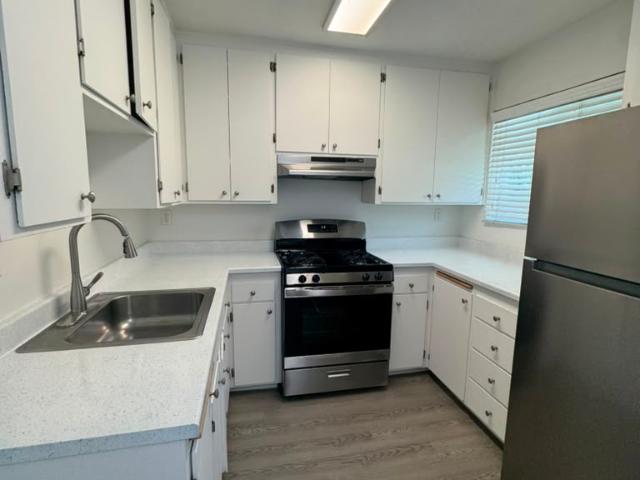 2 BR, 1.5 BA Apartment 980 Ignacio Blvd, Novato, CA 94949