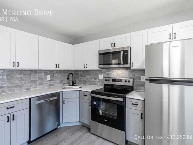 2 BR, 1.5 BA Apartment 9 Merlino Drive, Groton, CT 06340