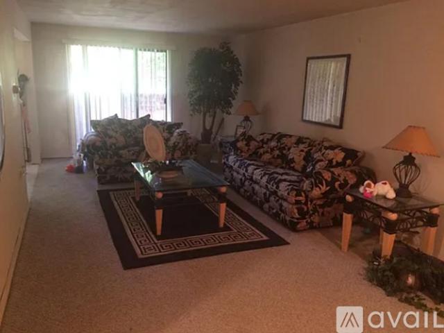 2 BR, 1.5 BA Apartment Country Club Lane, Unit 62, Mount Ivy, NY 10970