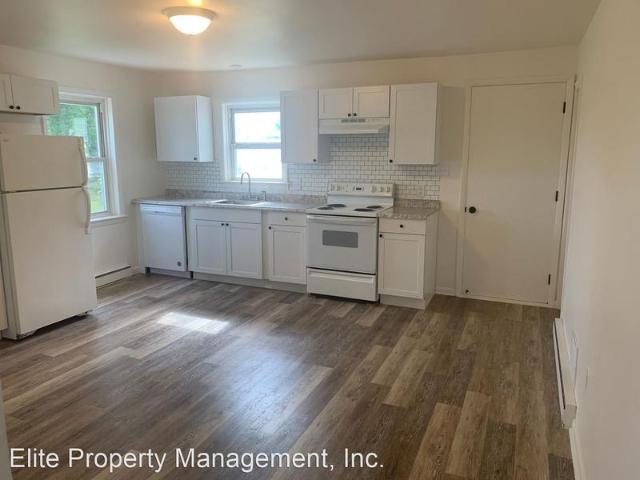 2 br, 1.5 bath House 225 Zions View Road