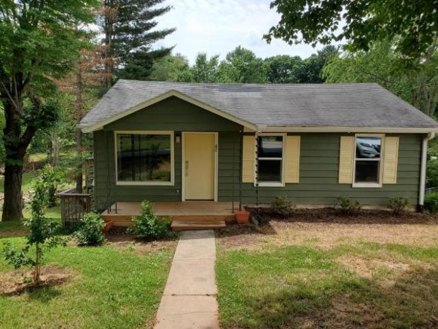 2 Br, 1 bath, 1 Family 40 Rash Rd