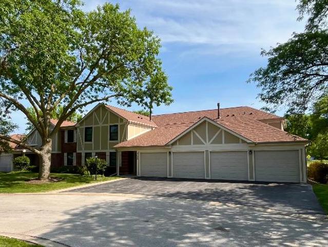 2 Br, 1 bath, Townhouse/Brownstone/RowHouse 1054 Deerpath Court