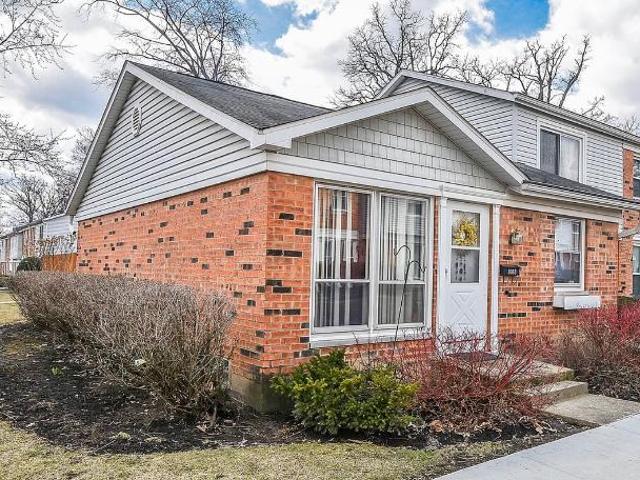 2 Br, 1 bath, Townhouse/Brownstone/RowHouse 1068 Bristol Ct
