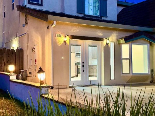 2 Br, 1 bath, Townhouse/Brownstone/RowHouse 1158 Solomon Ct