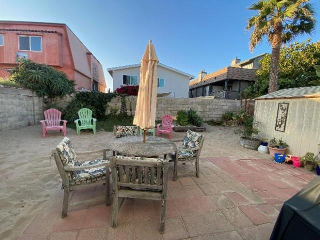 2 Br, 1 bath, Townhouse/Brownstone/RowHouse 1159 Montauk Lane