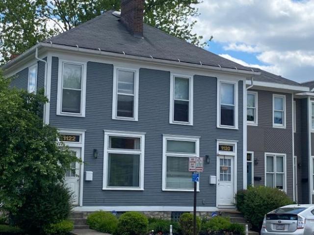 2 Br, 1 bath, Townhouse/Brownstone/RowHouse 1122 Summit Street