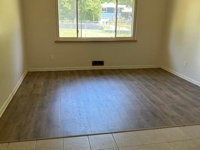 2 Br, 1 bath, Townhouse/Brownstone/RowHouse 11260 Westbourgh Road