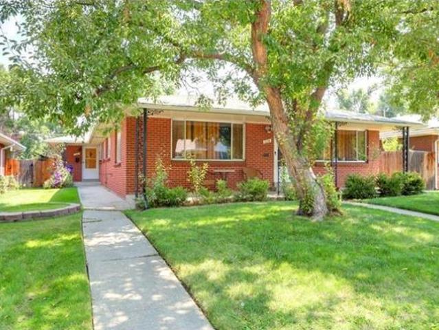 2 Br, 1 bath, Townhouse/Brownstone/RowHouse 1136 Krameria St