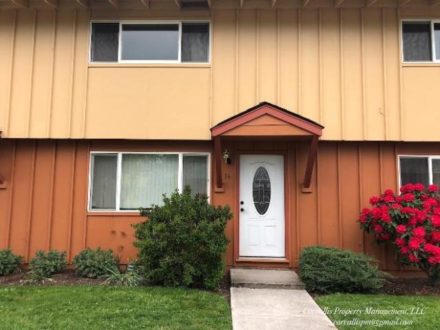 2 Br, 1 bath, Townhouse/Brownstone/RowHouse 1250 NW 23rd St Unit #16
