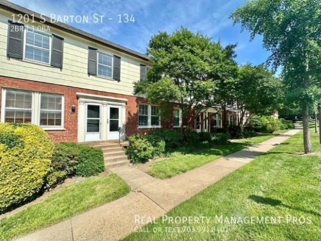 2 Br, 1 bath, Townhouse/Brownstone/RowHouse 1201 S Barton St
