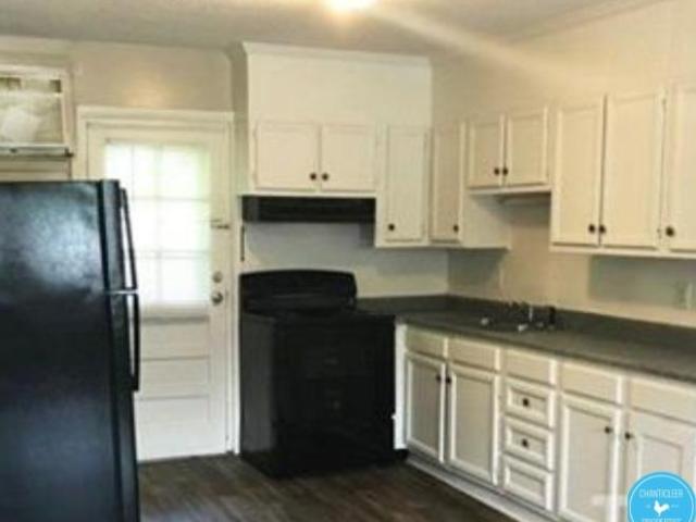 2 Br, 1 bath, Townhouse/Brownstone/RowHouse 1400 Creech Rd