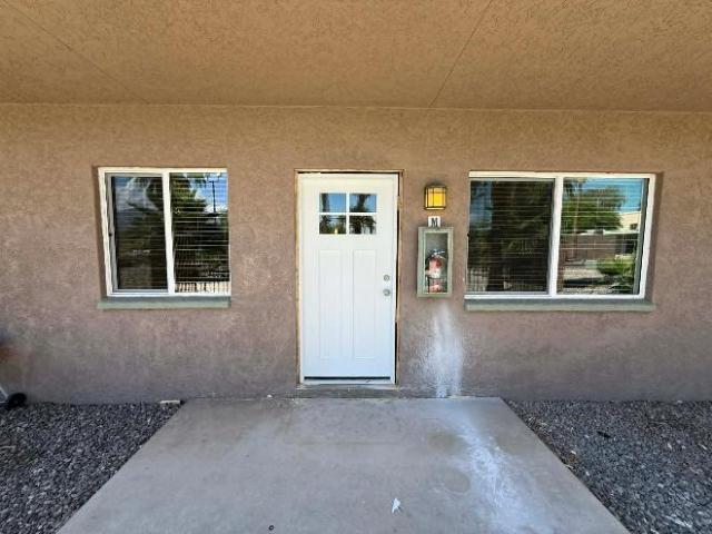 2 Br, 1 bath, Townhouse/Brownstone/RowHouse 1518 East Hedrick Drive