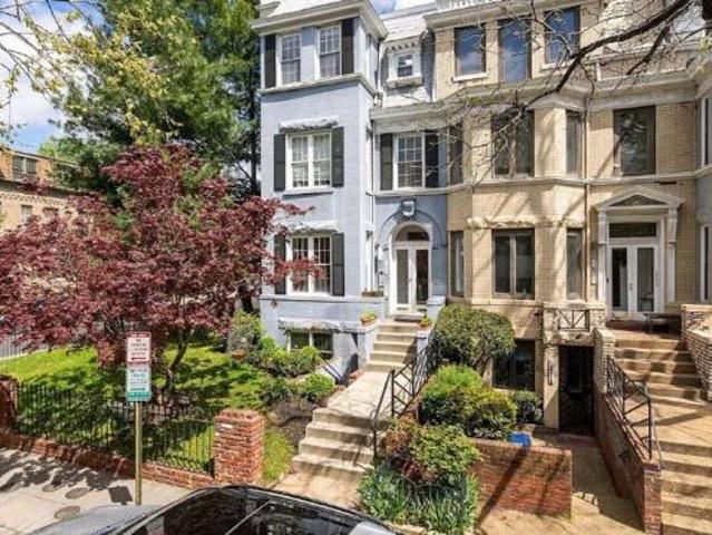 2 Br, 1 bath, Townhouse/Brownstone/RowHouse 1633 Newton Street Northwest