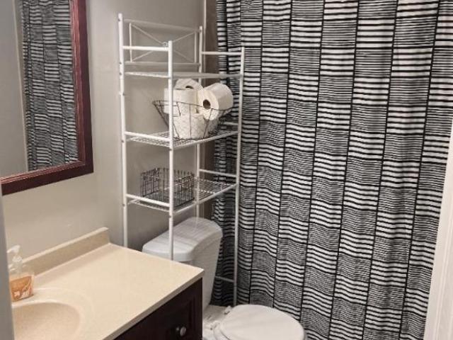2 Br, 1 bath, Townhouse/Brownstone/RowHouse 2048 Canewood Ct