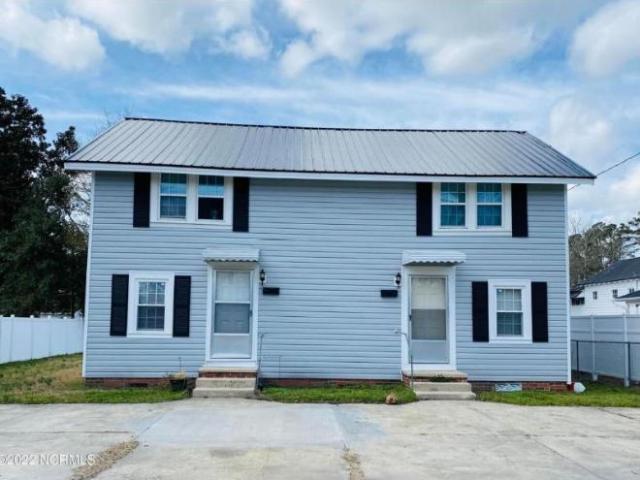 2 Br, 1 bath, Townhouse/Brownstone/RowHouse 207 N Elm St