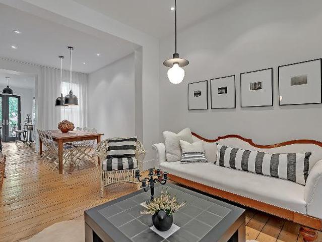 2 Br, 1 bath, Townhouse/Brownstone/RowHouse 20 Boulton Avenue