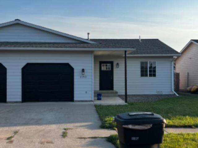 2 Br, 1 bath, Townhouse/Brownstone/RowHouse 2141 Teal Drive