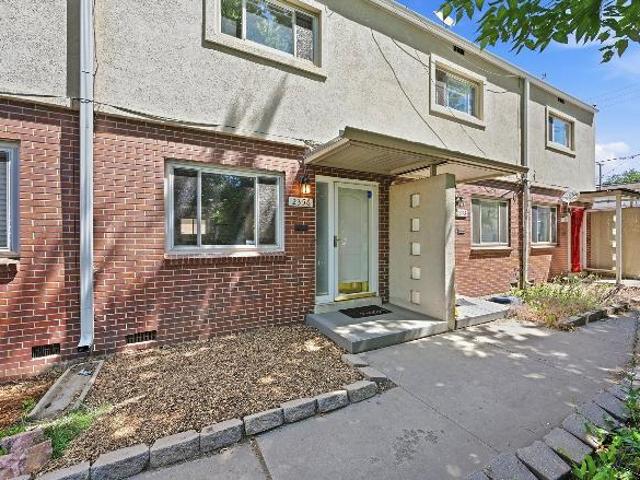 2 Br, 1 bath, Townhouse/Brownstone/RowHouse 2356 S Race St