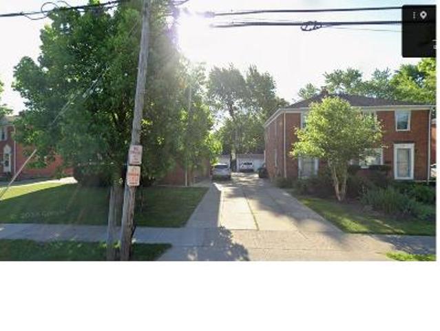 2 Br, 1 bath, Townhouse/Brownstone/RowHouse 235 E 250th St