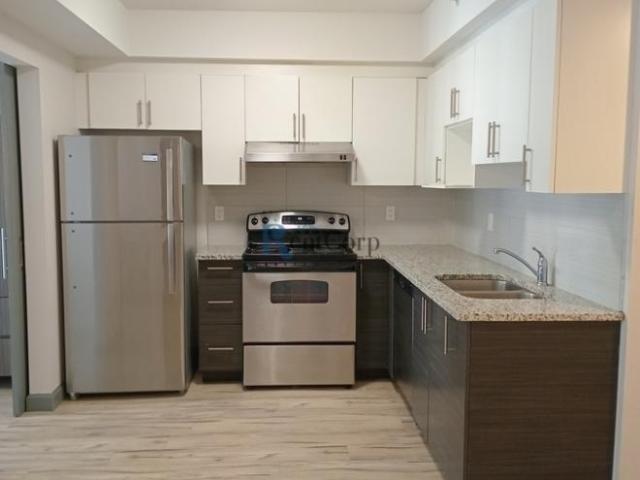 2 Br, 1 bath, Townhouse/Brownstone/RowHouse 258 Sunview St