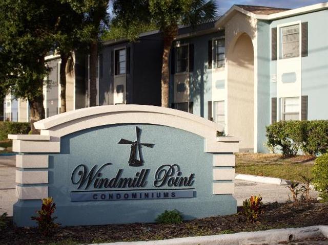 2 Br, 1 bath, Townhouse/Brownstone/RowHouse 2515 N Alafaya Trl