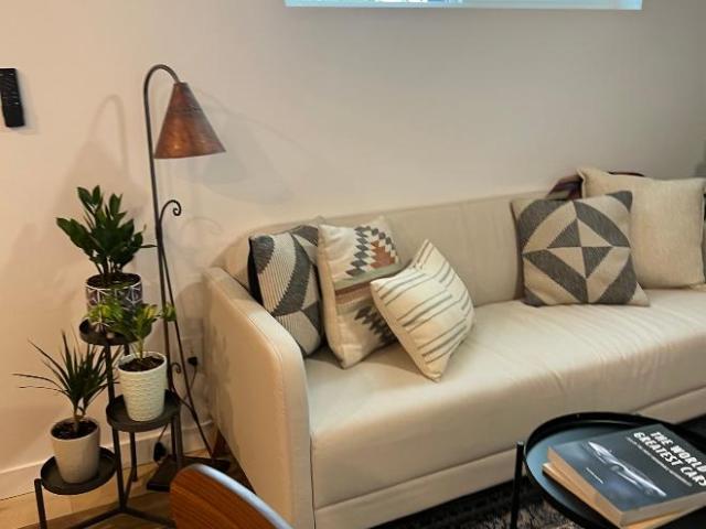 2 Br, 1 bath, Townhouse/Brownstone/RowHouse 266 Monmouth Ave S