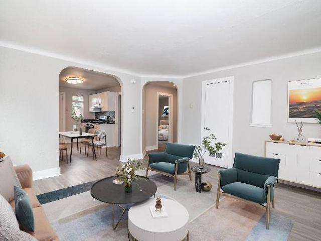 2 Br, 1 bath, Townhouse/Brownstone/RowHouse 2700 Monroe Street