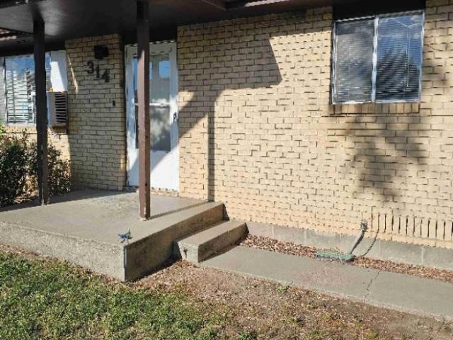 2 Br, 1 bath, Townhouse/Brownstone/RowHouse 314 18th Ave