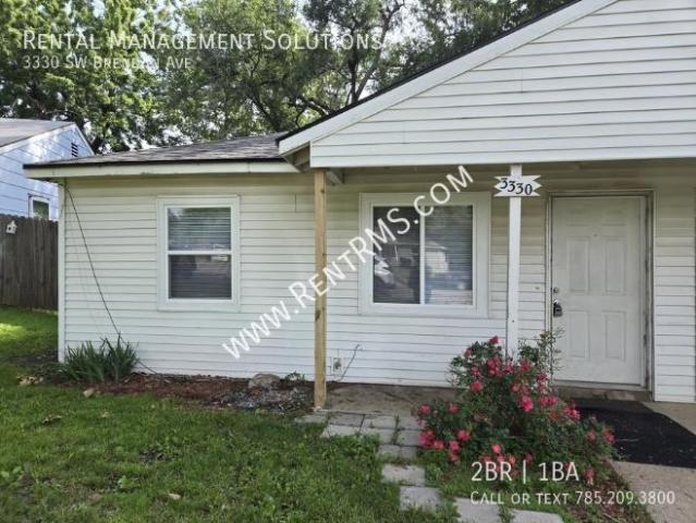 2 Br, 1 bath, Townhouse/Brownstone/RowHouse 3330 SW Brendan Ave