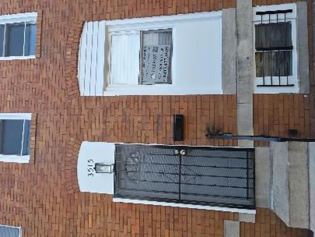 2 Br, 1 bath, Townhouse/Brownstone/RowHouse 3515 E Fairmount Ave