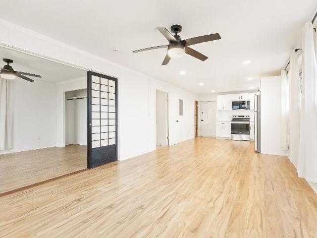 2 Br, 1 bath, Townhouse/Brownstone/RowHouse 3625 Pahoa Ave