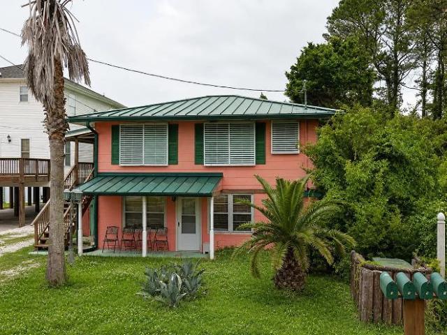 2 Br, 1 bath, Townhouse/Brownstone/RowHouse 407 16th Ave
