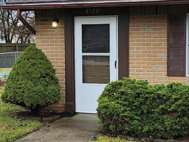 2 Br, 1 bath, Townhouse/Brownstone/RowHouse 4120 Acres Dr