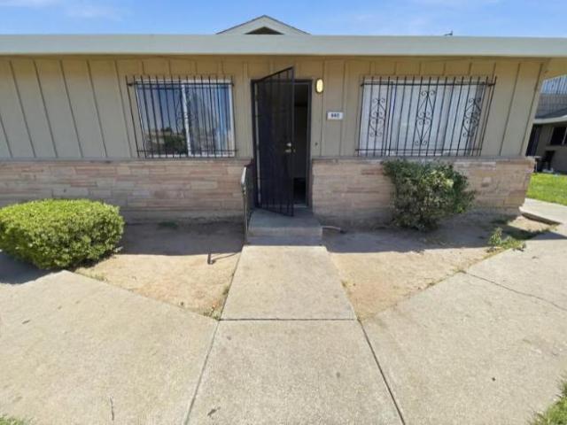 2 Br, 1 bath, Townhouse/Brownstone/RowHouse 440 Caribrook Way