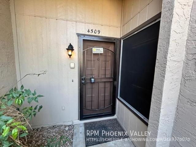 2 Br, 1 bath, Townhouse/Brownstone/RowHouse 4509 W Continental Dr
