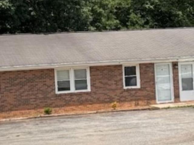 2 Br, 1 bath, Townhouse/Brownstone/RowHouse 4755 Hwy 89