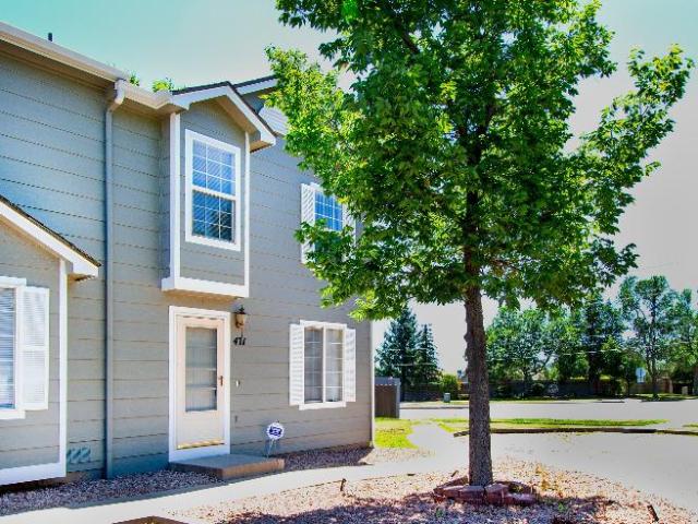 2 Br, 1 bath, Townhouse/Brownstone/RowHouse 471 Ellers Grove