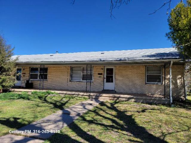 2 Br, 1 bath, Townhouse/Brownstone/RowHouse 4906 E 9th Street North