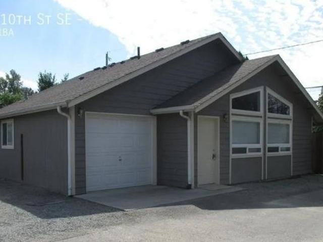 2 Br, 1 bath, Townhouse/Brownstone/RowHouse 507A 10th St SE