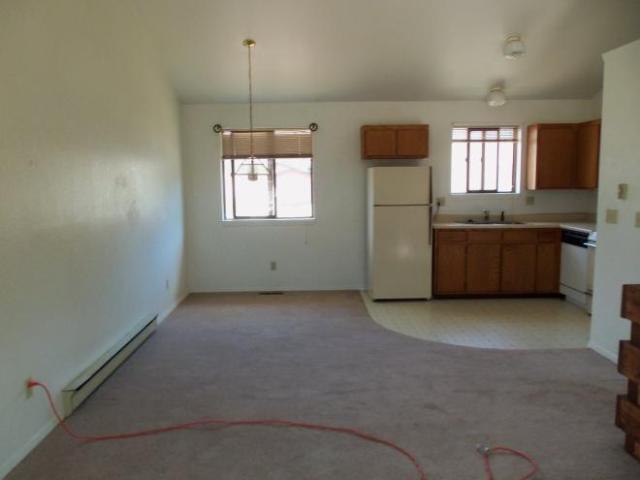 2 Br, 1 bath, Townhouse/Brownstone/RowHouse 520 D Forest Edge Road