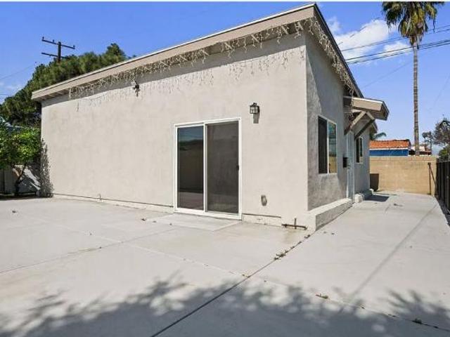 2 Br, 1 bath, Townhouse/Brownstone/RowHouse 553 S Caswell