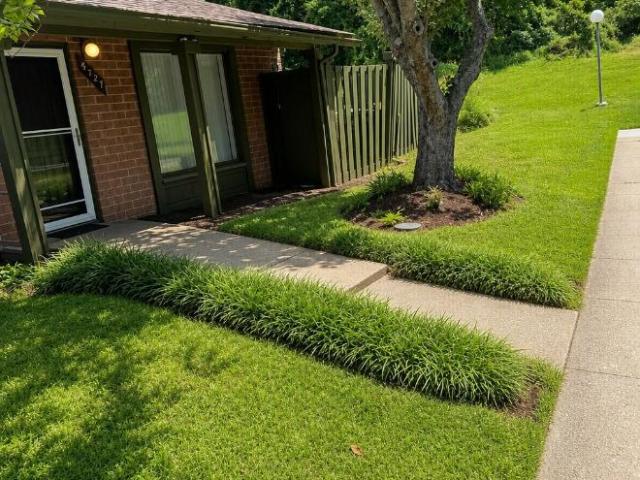 2 Br, 1 bath, Townhouse/Brownstone/RowHouse 5727 Thunder Hill Rd