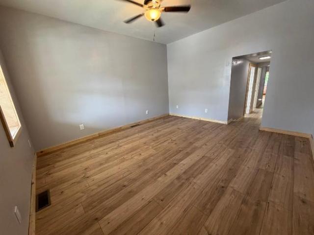 2 Br, 1 bath, Townhouse/Brownstone/RowHouse 619 S Wayne St